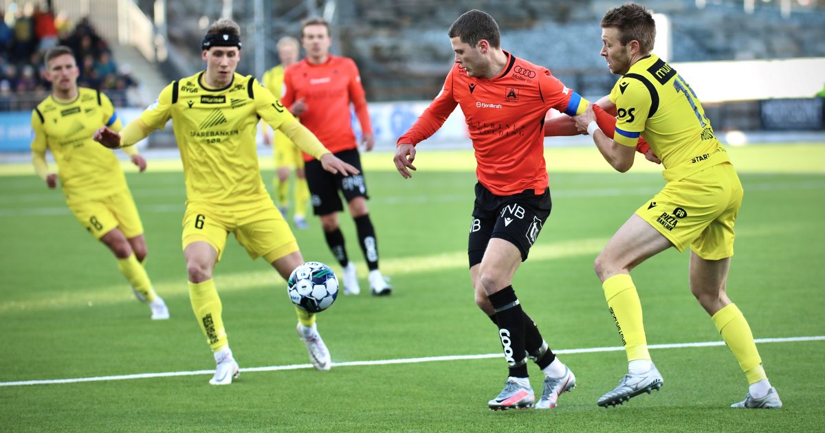 Berget ett poeng etter sterk 2. omgang / Åsane Fotball