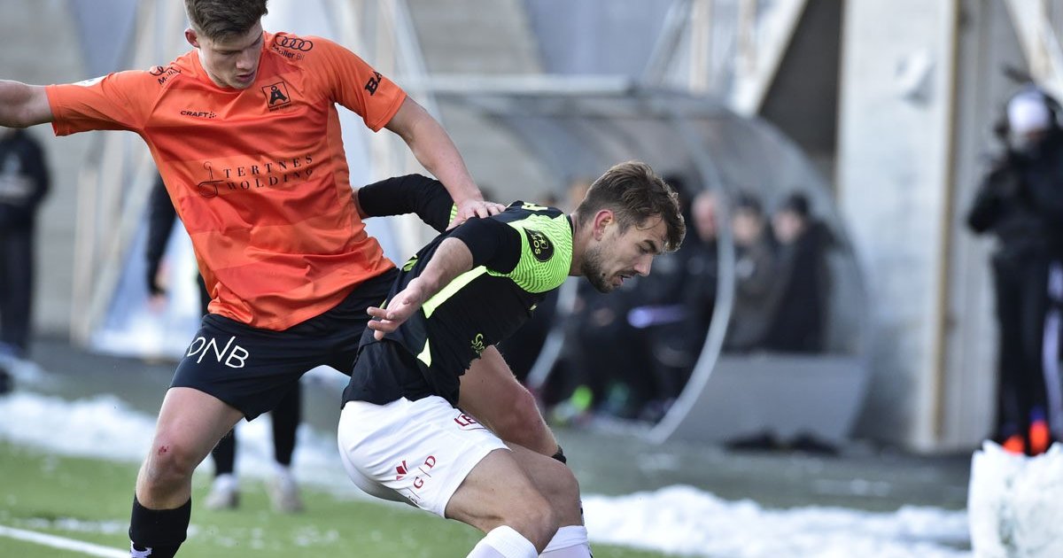 - Møt opp til kamp / Åsane Fotball